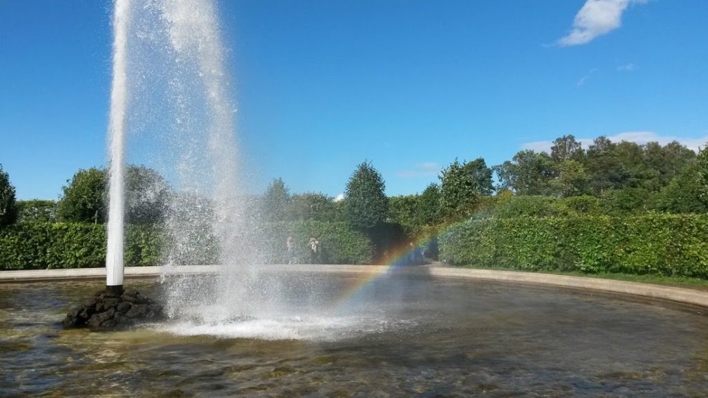 Are there rainbows on other planets and moons in Space?