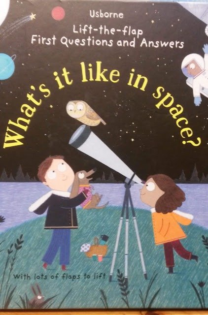 Ten "must-read" books about space for the very young